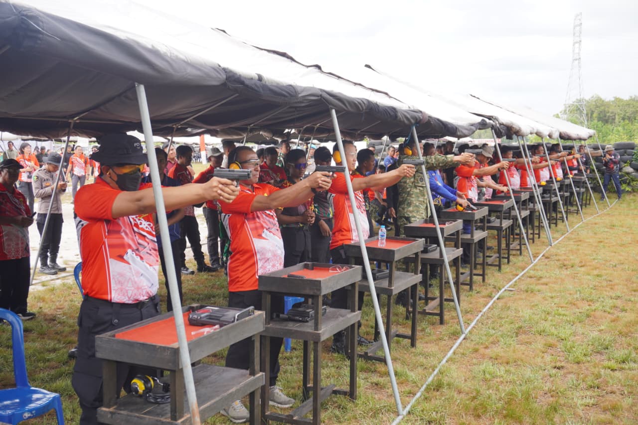 Buka Lomba Menembak dan Menyumpit HUT Brimob ke-80, Kapolda Kalteng ...